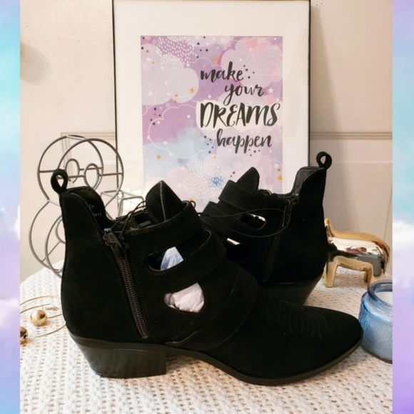 Universal Thread | Shoes | Universal Thread Cut Out Western Bootie ...